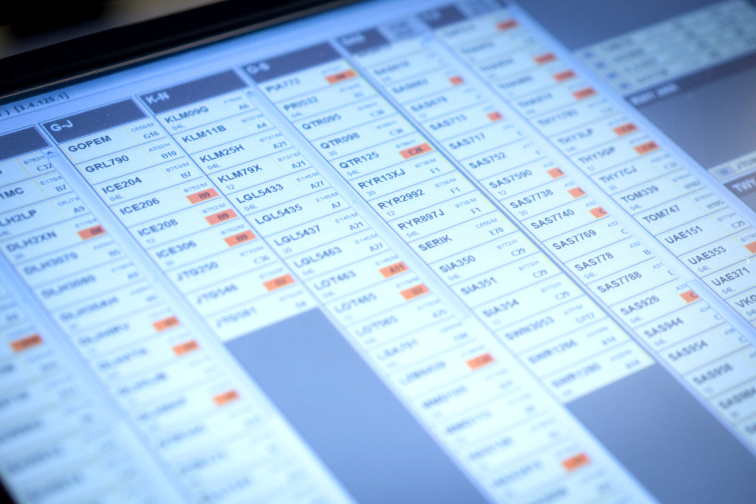 Fully Operational Electronic Flight Strip System (EFS) Integrated into ...